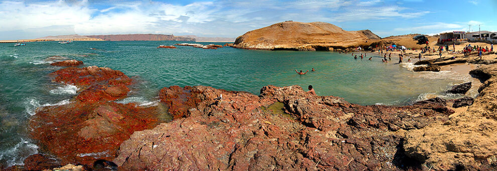 Días de sol y mar en las playas de Ica - Rumbos de Sol & Piedra
