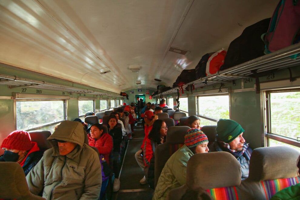 El Tren Macho: una travesía inolvidable a través de la Sierra Central ...